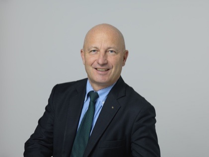 Prof. Dr. Lukas Rohr